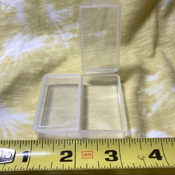 Tupperware | Accessories | Tupperware Vintage Pill Box Holder Clamshell ...